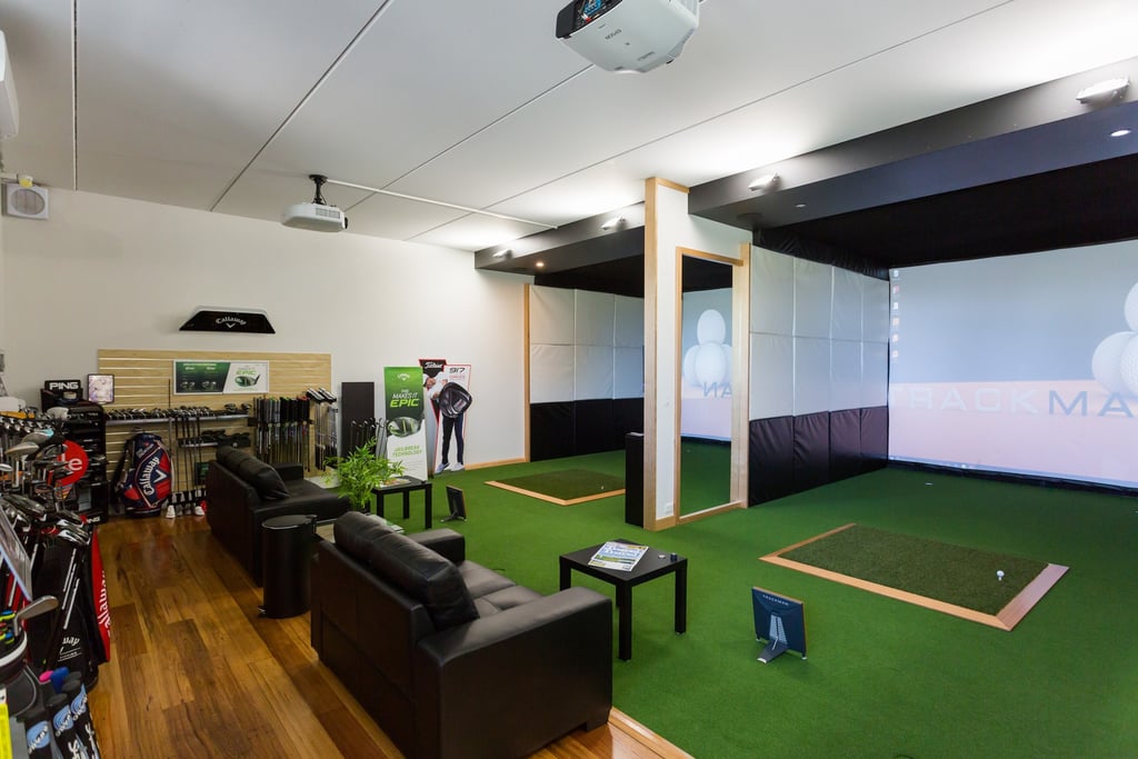 The 9 Best Golf Driving Ranges In Perth For 2024 - Boss Hunting