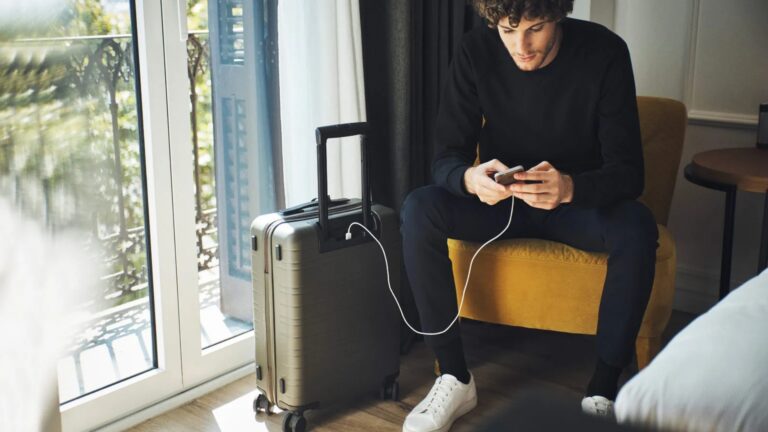 7 Of The Best Hardcase Cabin Bags Money Can Buy In 2024