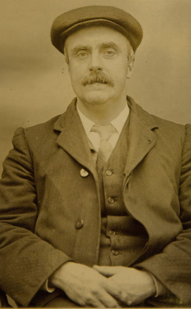 The Real Story Of Thomas Shelby & His Peaky Blinders - Boss Hunting