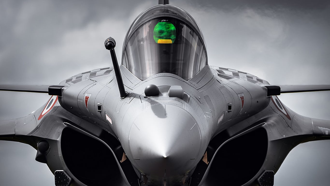 Man Takes Dream Flight In Fighter Jet, Ejects Immediately - Boss Hunting