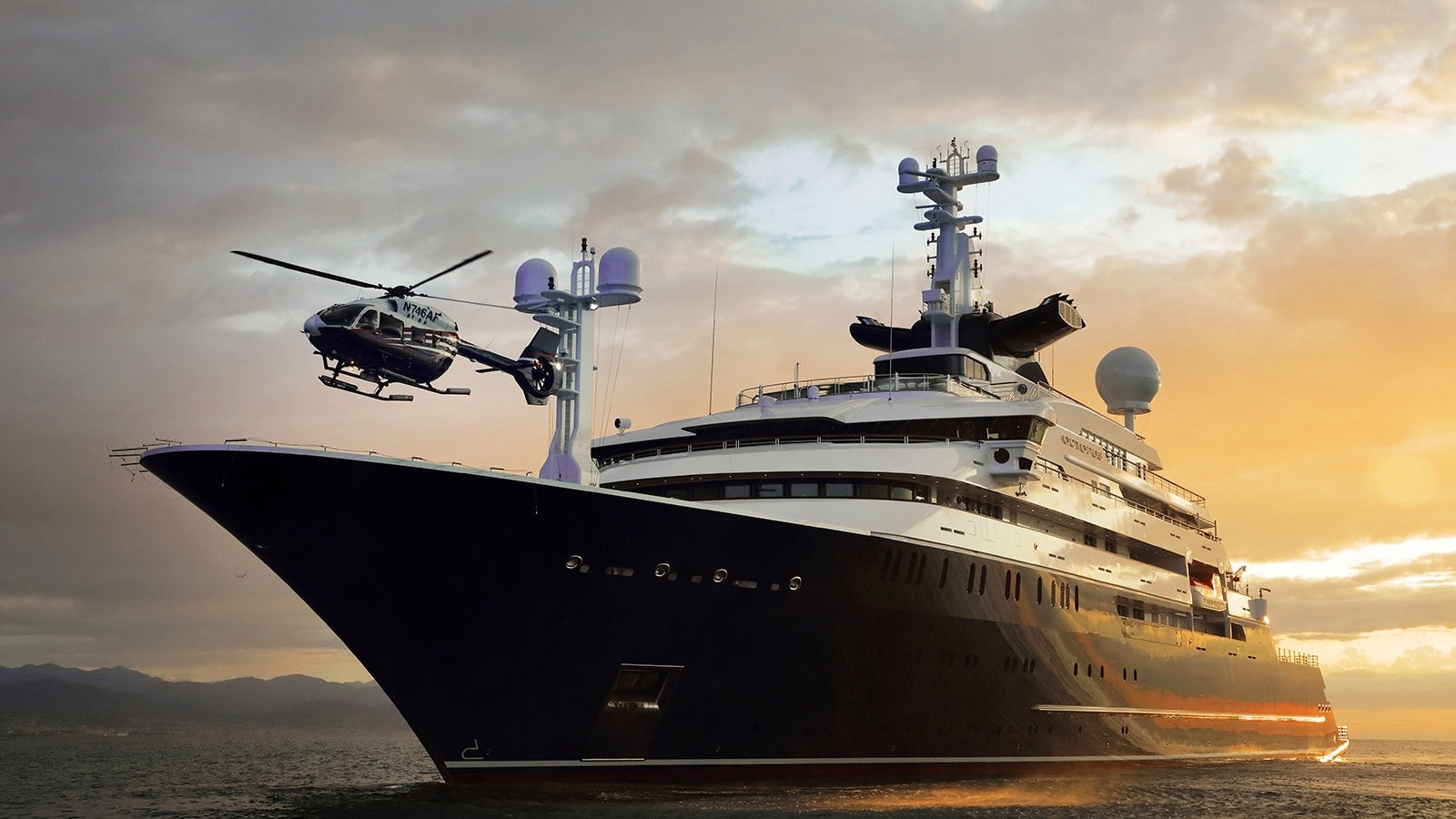 Go Inside M/Y OCTOPUS Yacht With This Insane Video