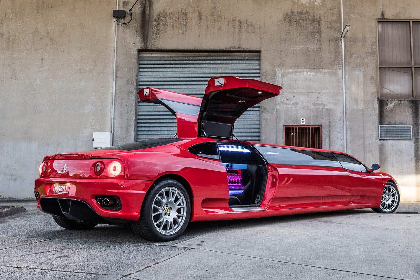 A Ferrari Limousine Is Being Sold In Melbourne - Boss Hunting