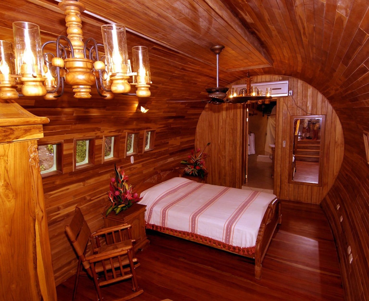 The Boeing 727 Hotel Room Perched Above A Costa Rican Jungle