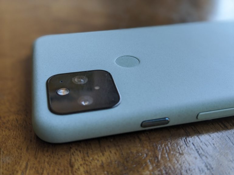 Google Pixel 5 Review: The Features We Love & The Ones We Don’t - Boss ...