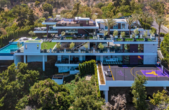 Sugar Ray Leonard's $60M Mansion Looks Like The Pad Of A Champion