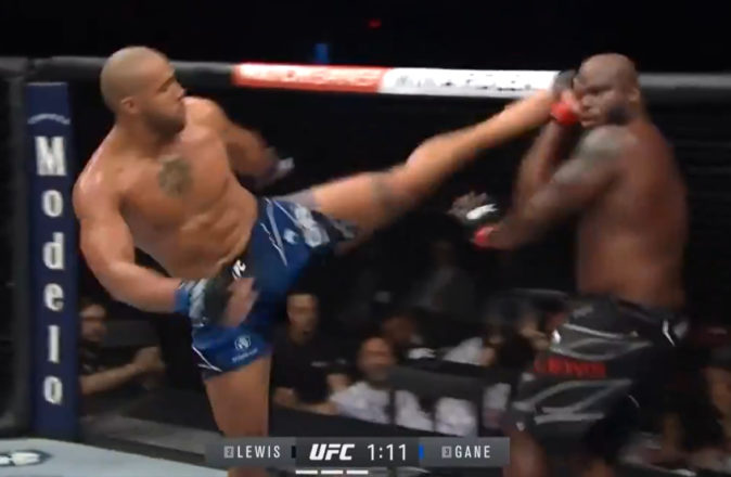 UFC 260: Francis Ngannou Defeats Stipe Miocic To Become Heavyweight ...