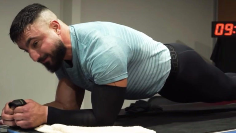 Aussie Bloke Daniel Scali Breaks World Record For Longest Plank Ever