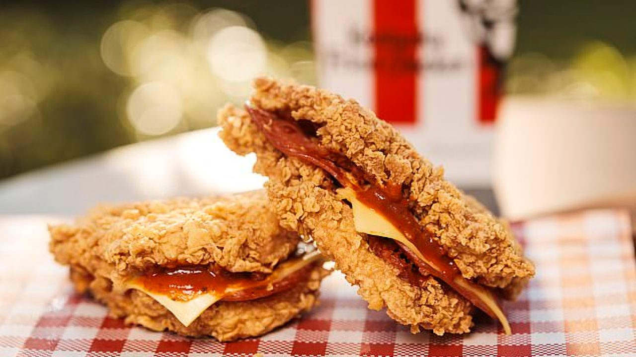 KFC Unleashes Pizza Double Chicken Burger In Australia - Boss Hunting