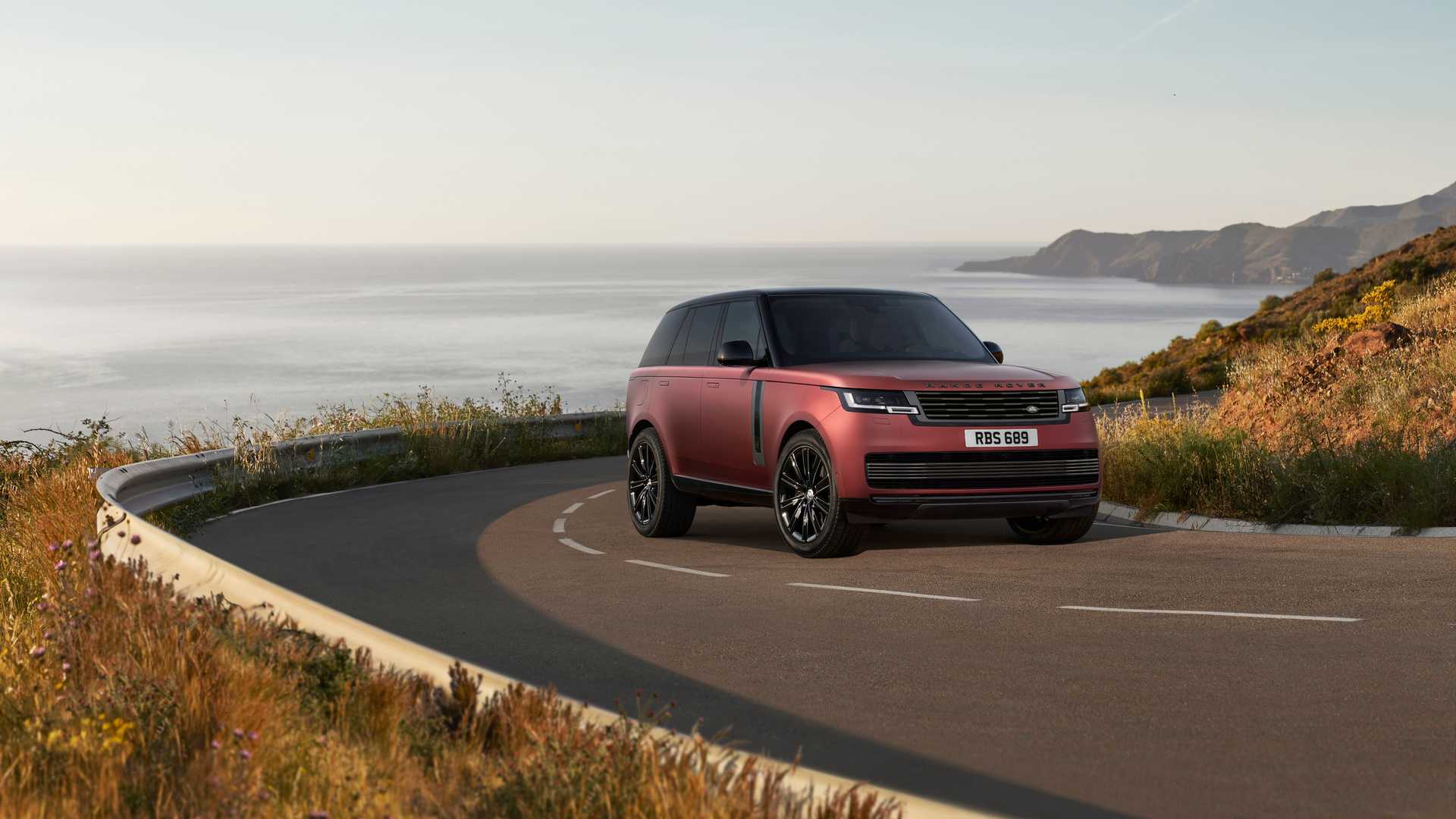 Your First Look At The All-New 2022 Range Rover