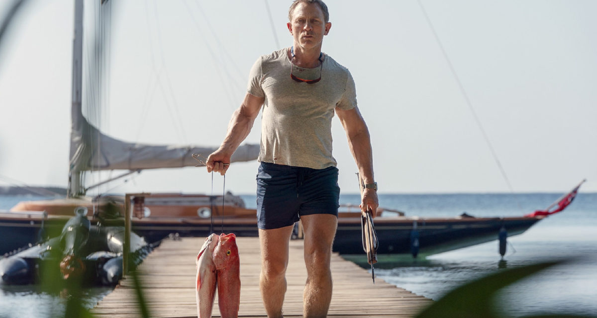 Daniel Craig Workout: The Military Fitness Regimen For 'No Time To Die'