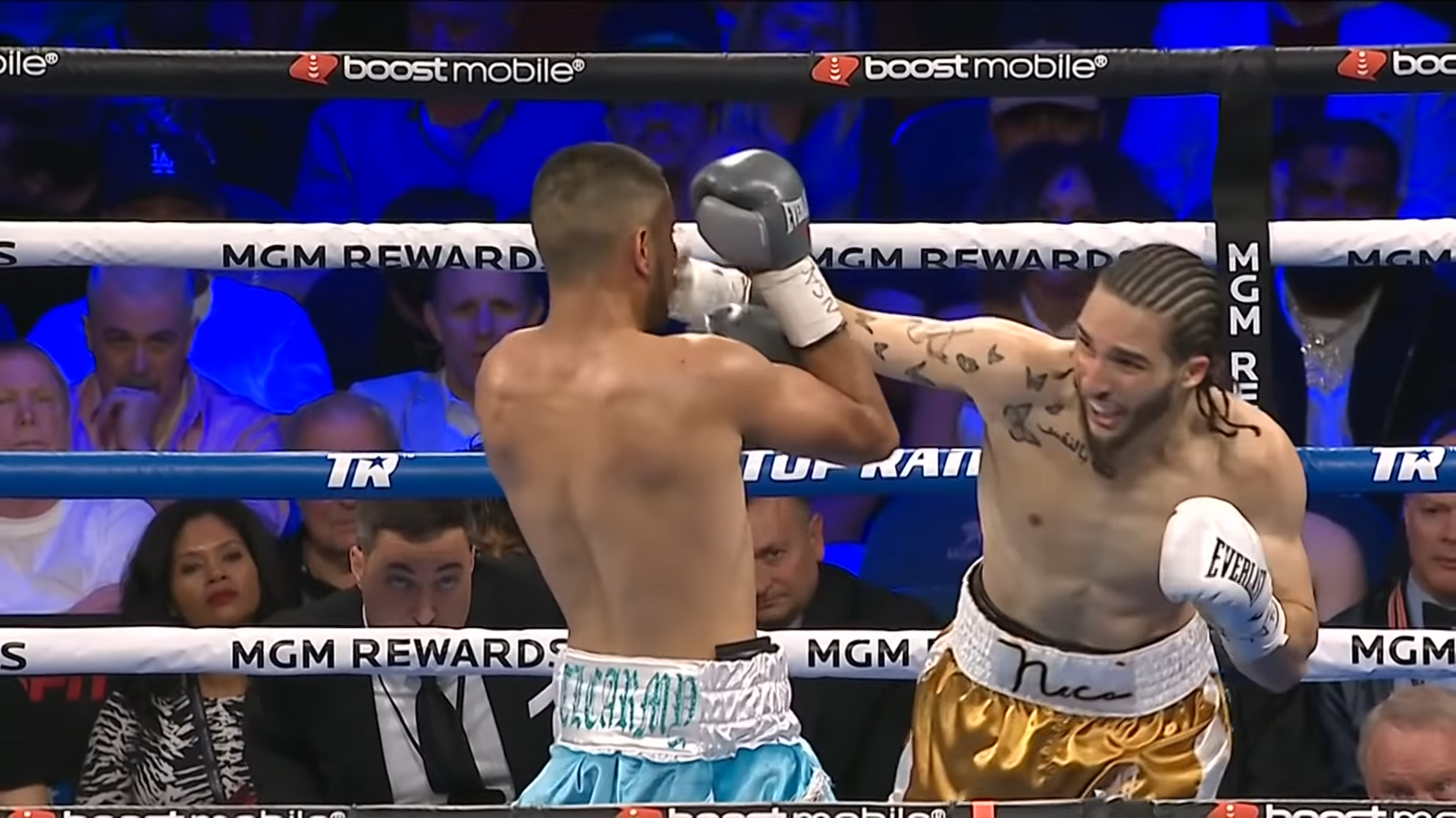 Nico Ali Walsh Scores R1 TKO Against Alejandro Ibarra To Become 5-0