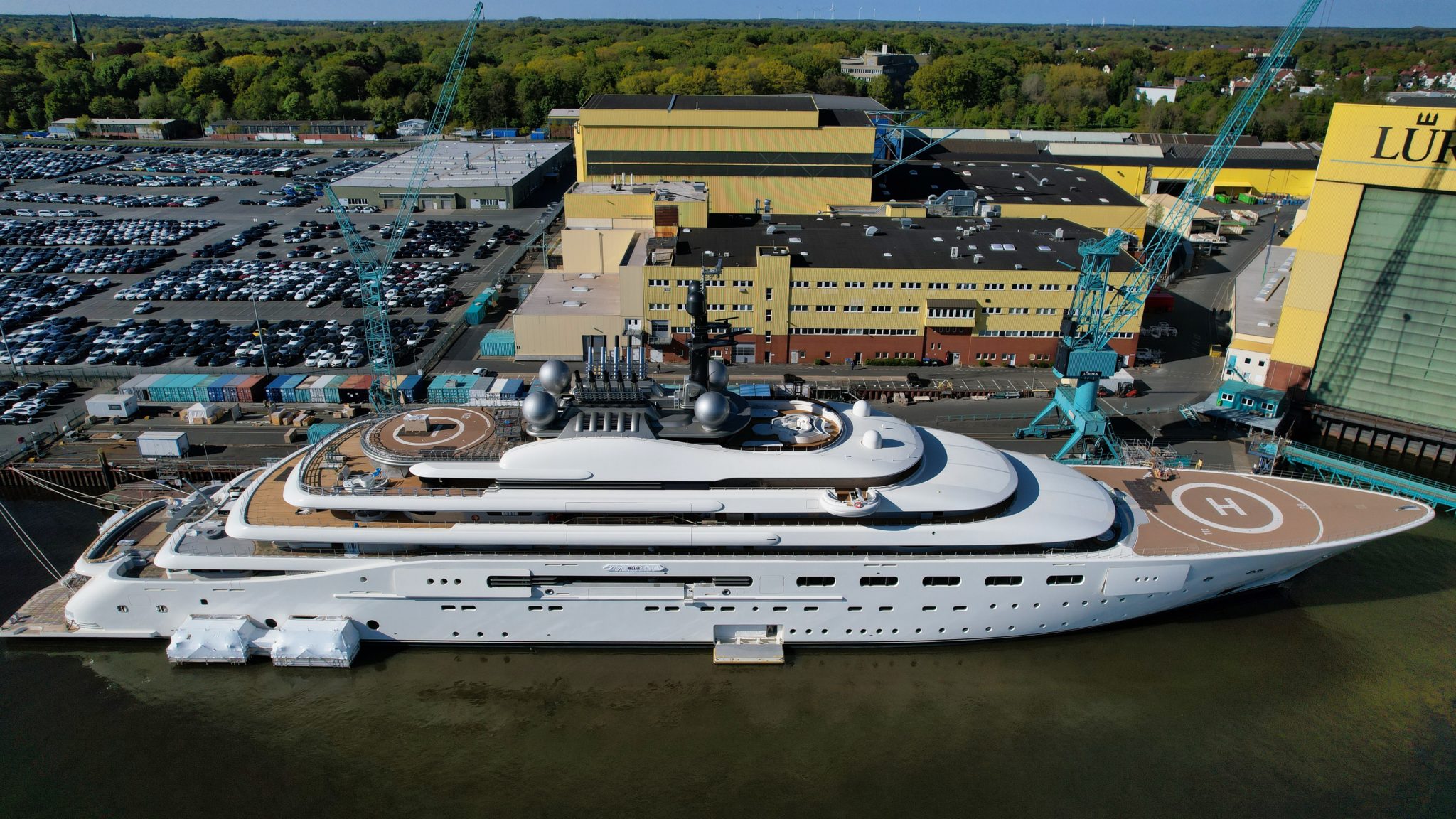 The 525-Foot Lürssen Superyacht ‘Blue’ Is The Fifth Largest Ever Made
