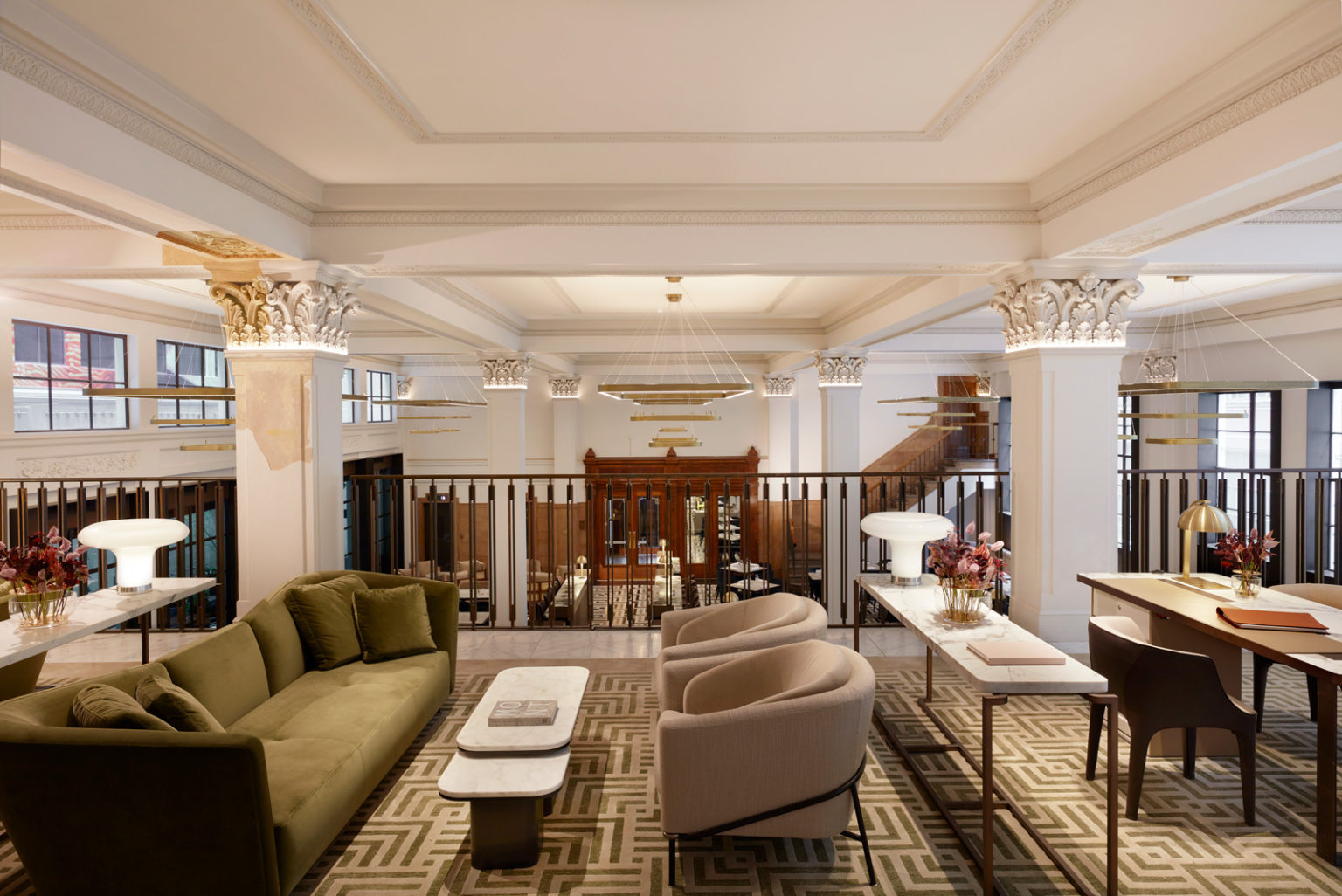 Classicism And Convenience Unite At Hilton Melbourne Little Queen ...