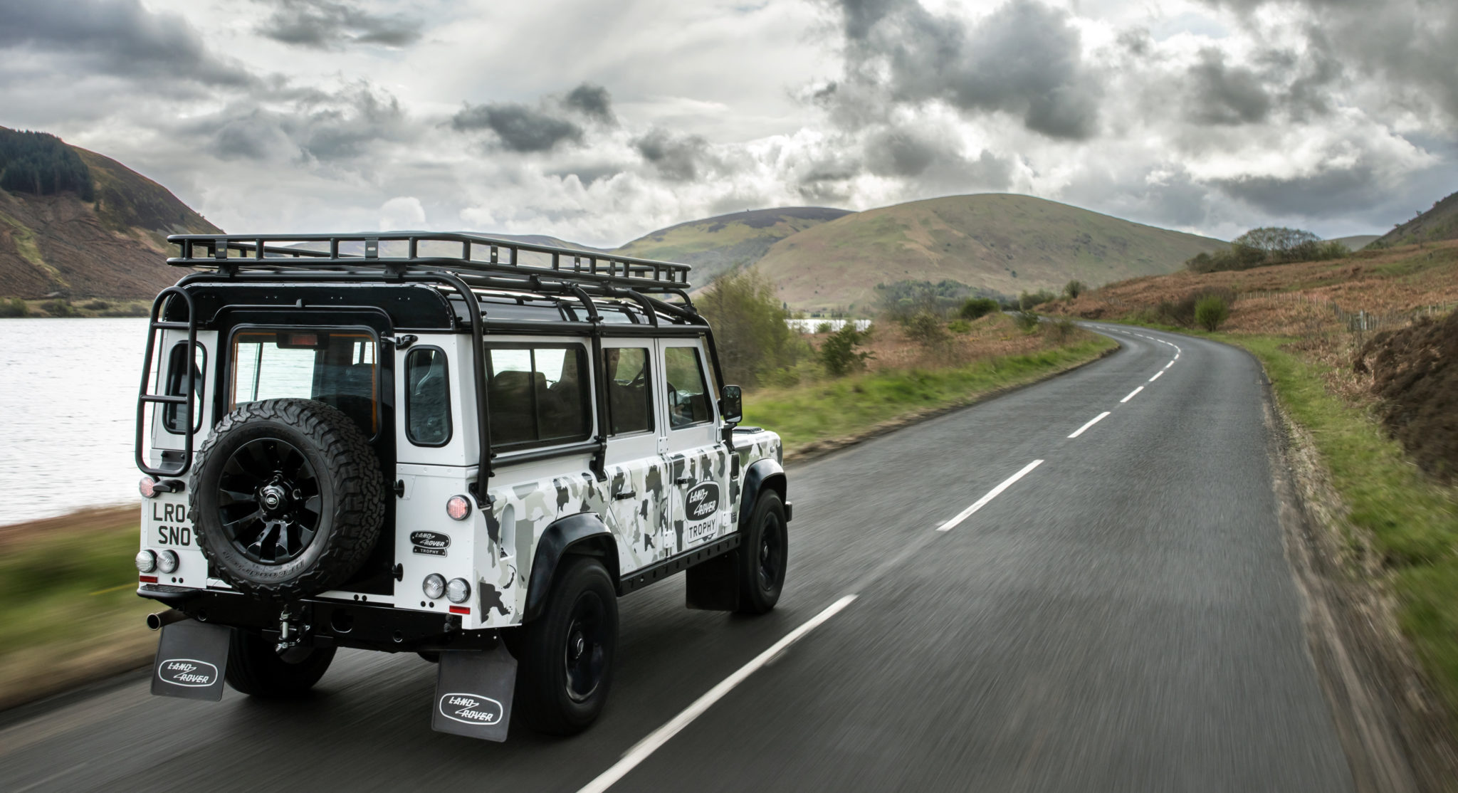 Land Rover Is Releasing Limited Edition V8 Classic Defenders