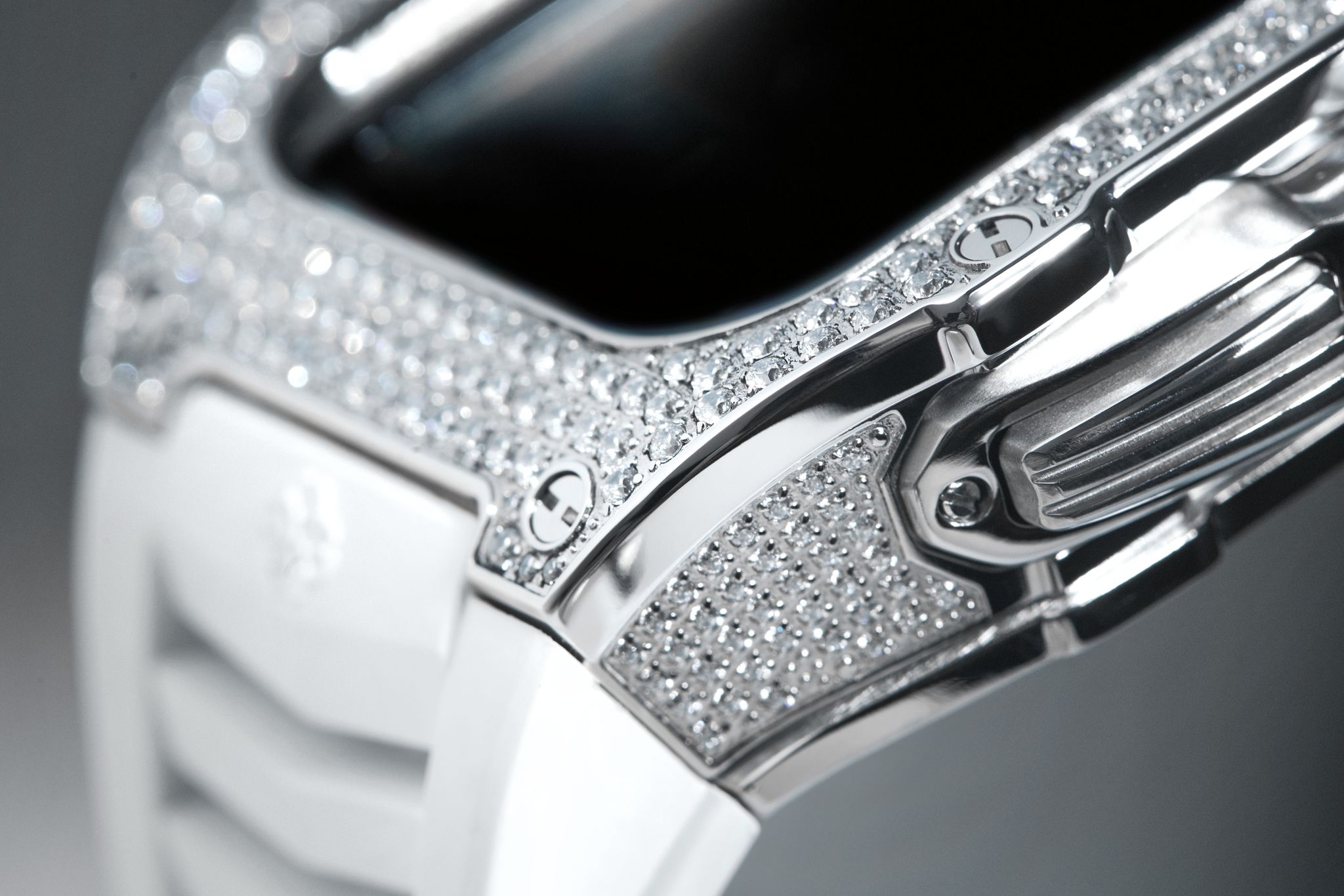 The World's Most Expensive Apple Watch Case Arrives With 433 Diamonds