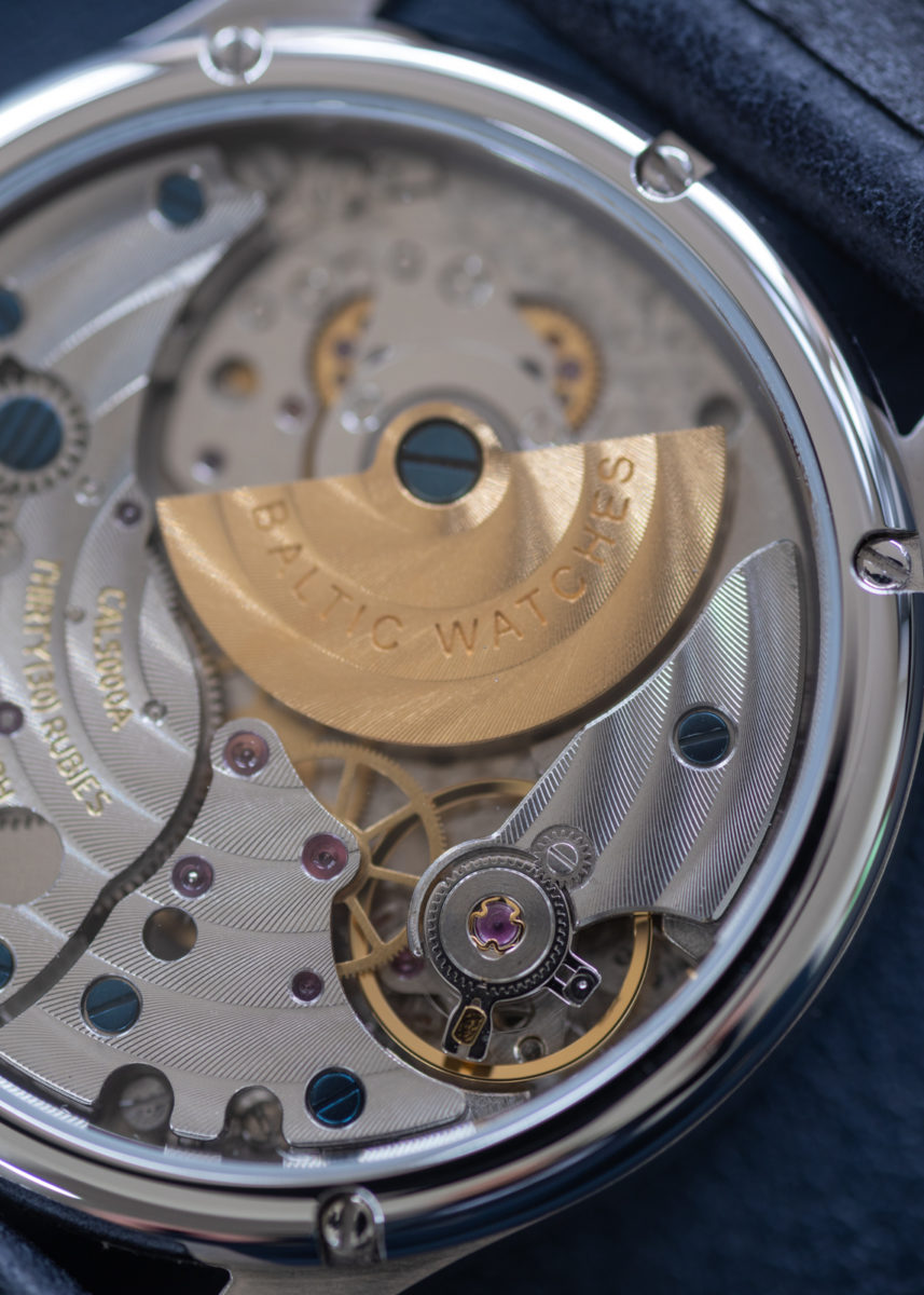 Baltic MR01 Review: A Fantastic Homage To Dress Watches Of Yesteryear