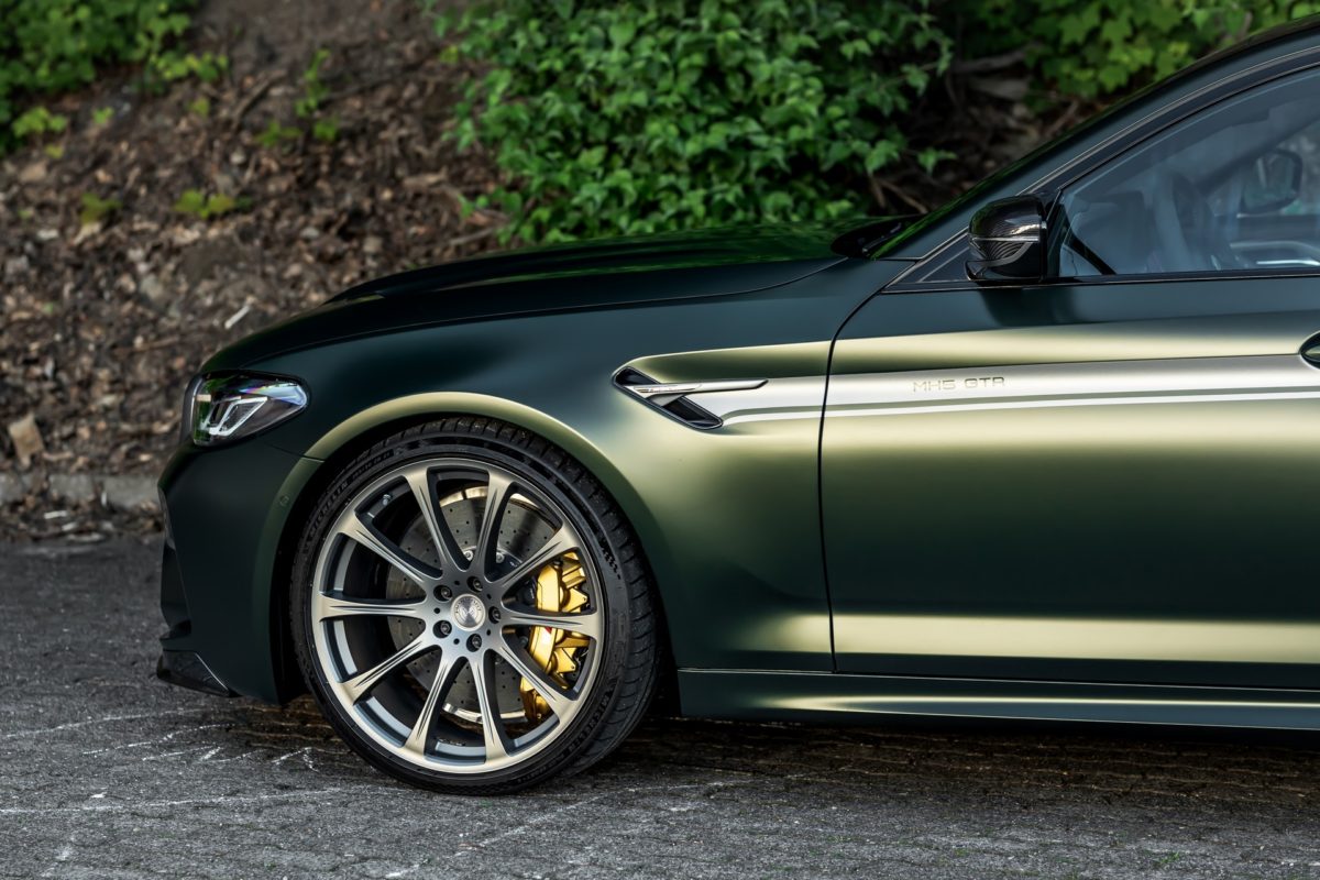 MANHART Goes Whack With This 587kW Tuned BMW M5 CS