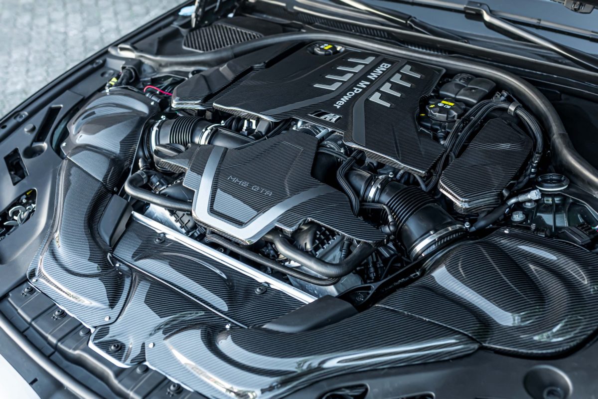 MANHART Goes Whack With This 587kW Tuned BMW M5 CS