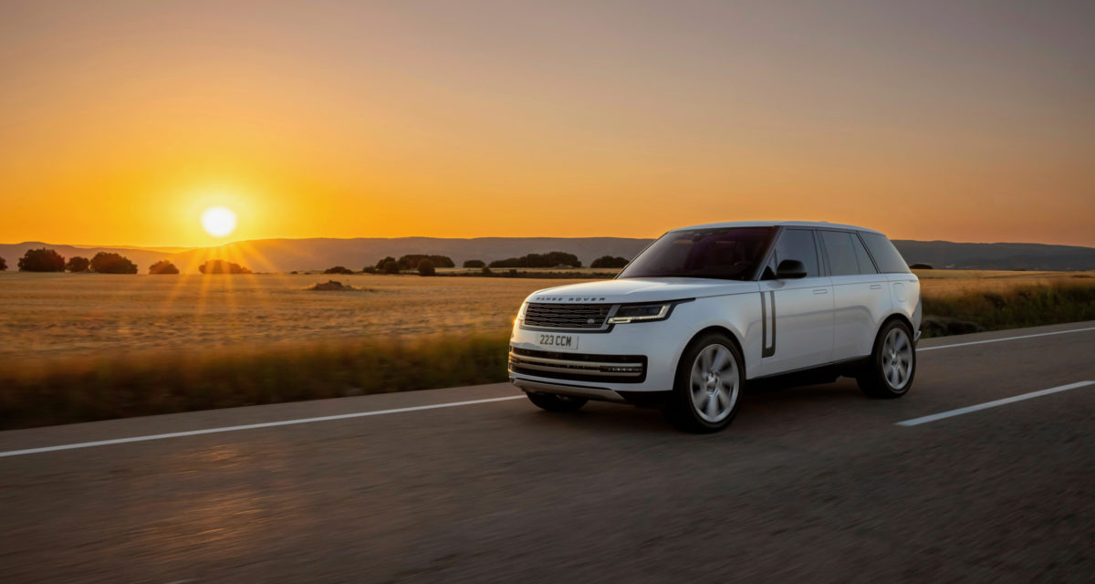 Range Rover’s Plug-In Hybrid Powertrains Redefine Luxury Motoring ...